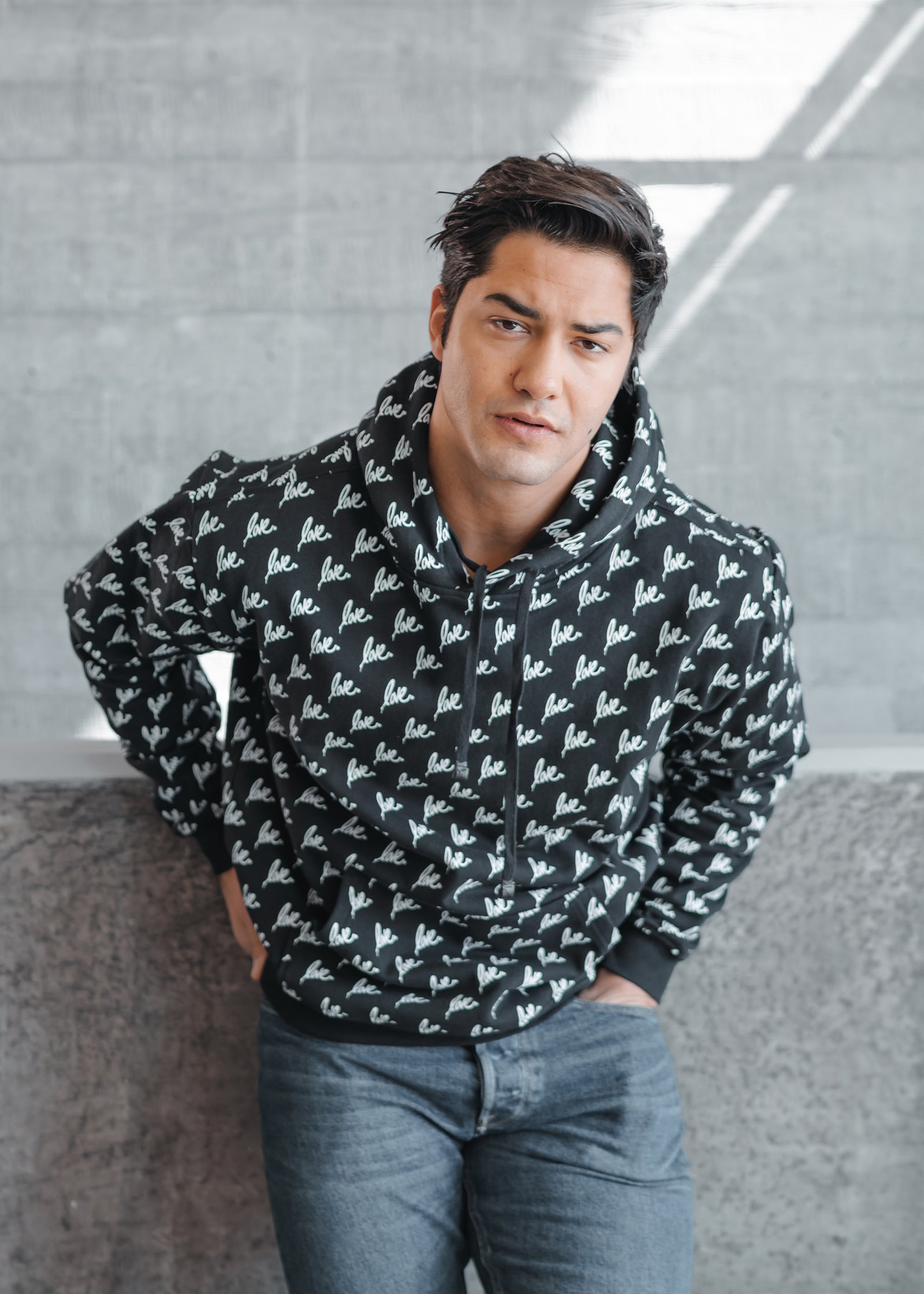 Love Art Clothing, Activewear, Artwork, Murals | Ruben Rojas | Live Th