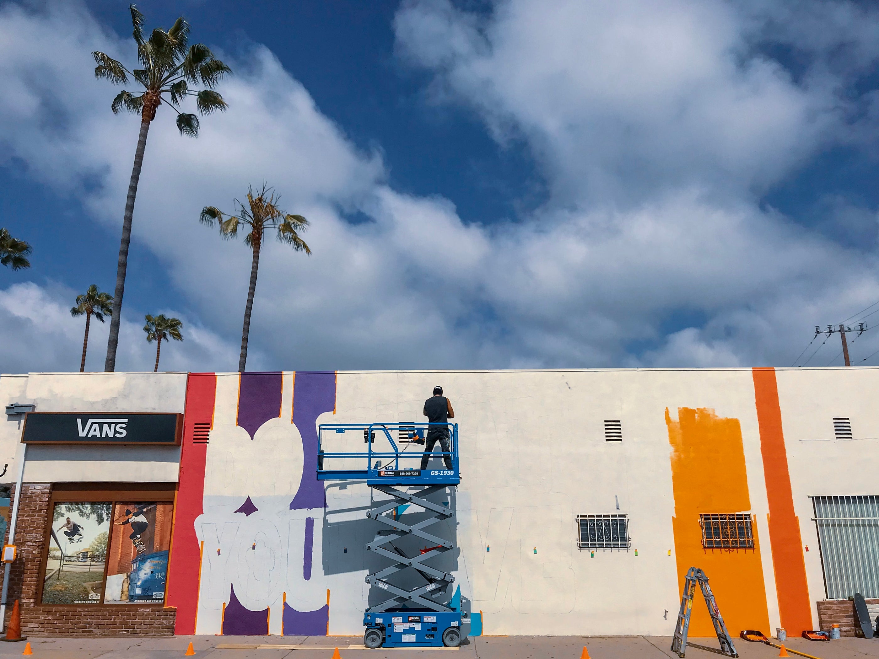 Public Art Projects | Ruben Rojas | Live Through Love